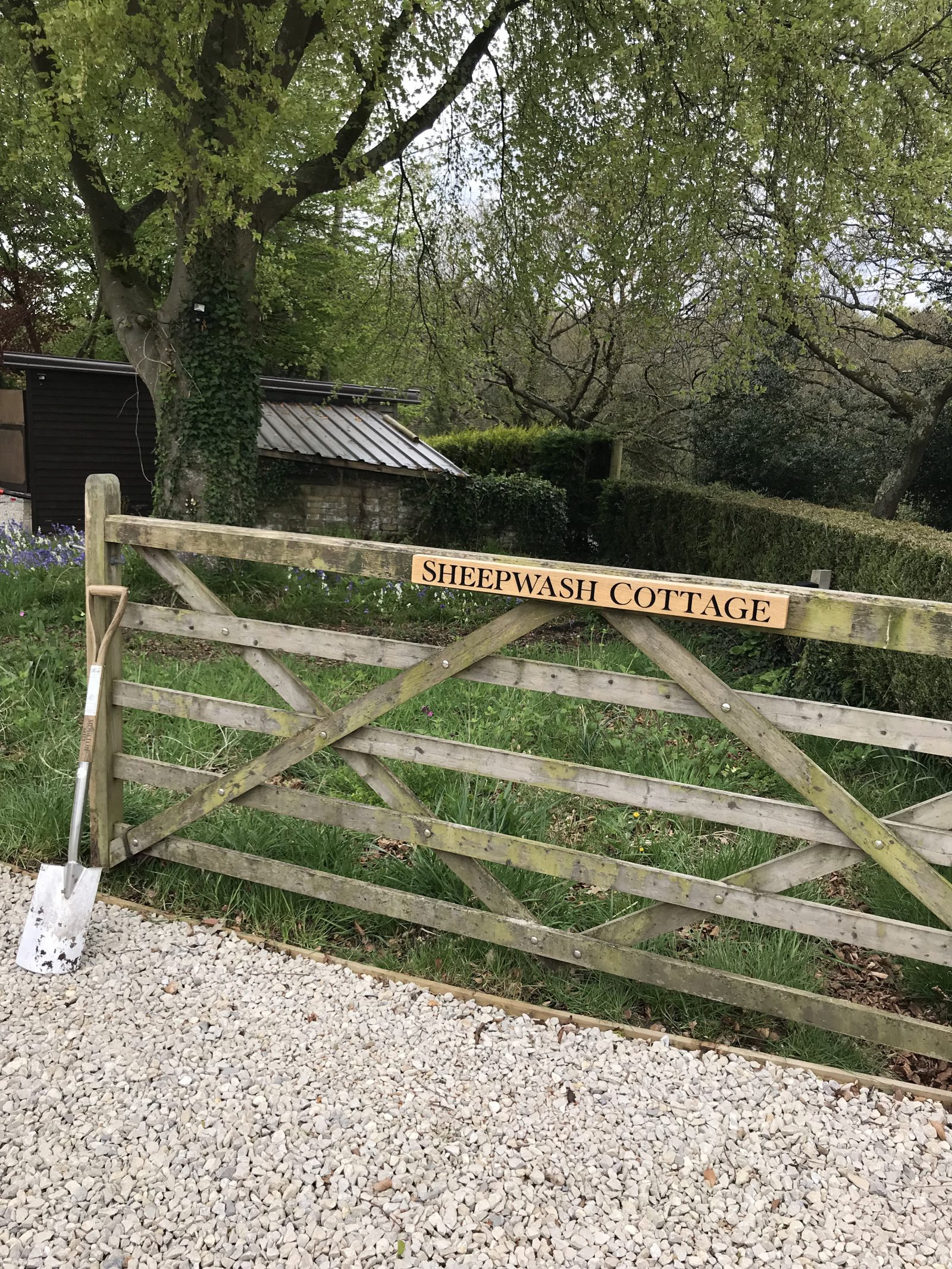 Spring gardening - Sheepwash luxury holiday cottage